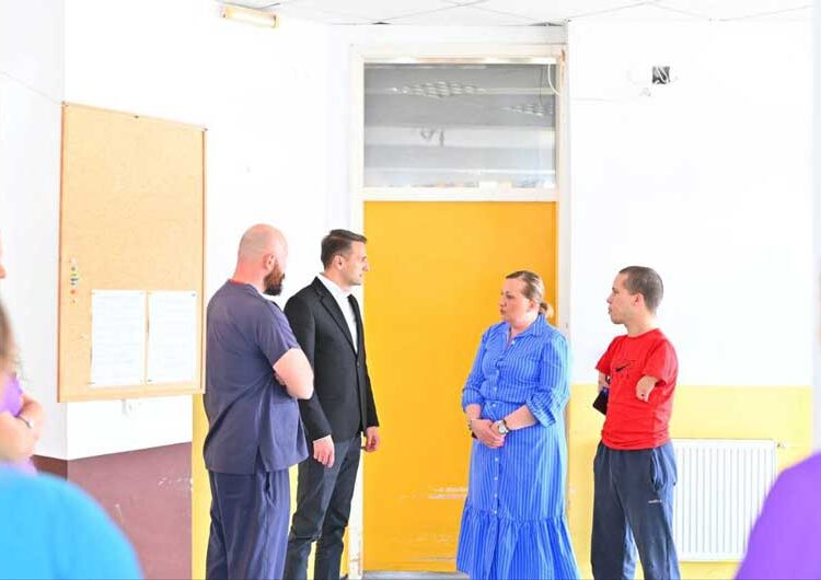 Министерот за труд и социјална политика Ѓоко Велковски е во Струмица